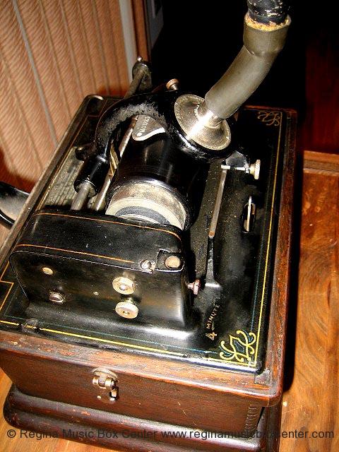 Regina Music Box Center: EDISON FIRESIDE 2/4 MINUTE PHONOGRAPH